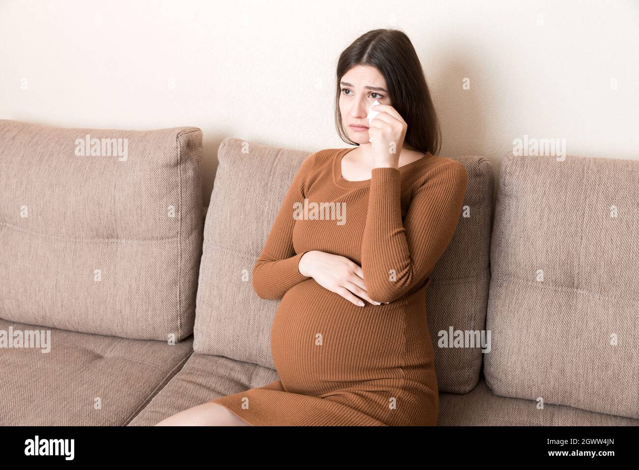 Pregnancy photo shoot hi-res stock photography and images - Alamy