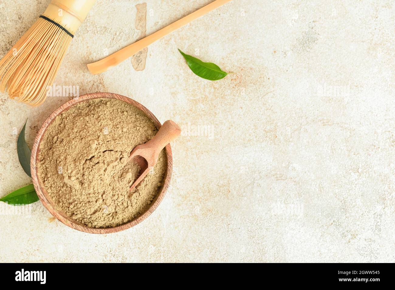 Bowl of hojicha powder on light background Stock Photo - Alamy
