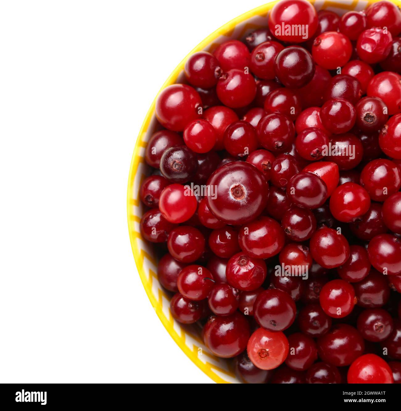 Bowl of ripe cranberries on white background, closeup Stock Photo - Alamy