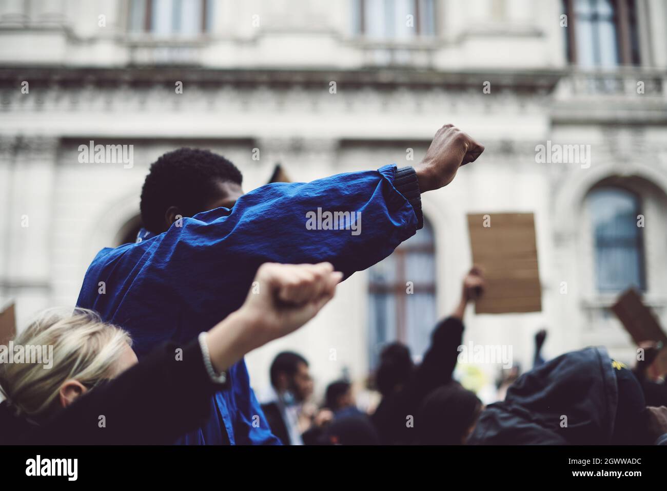 Blm raised fist hi-res stock photography and images - Alamy