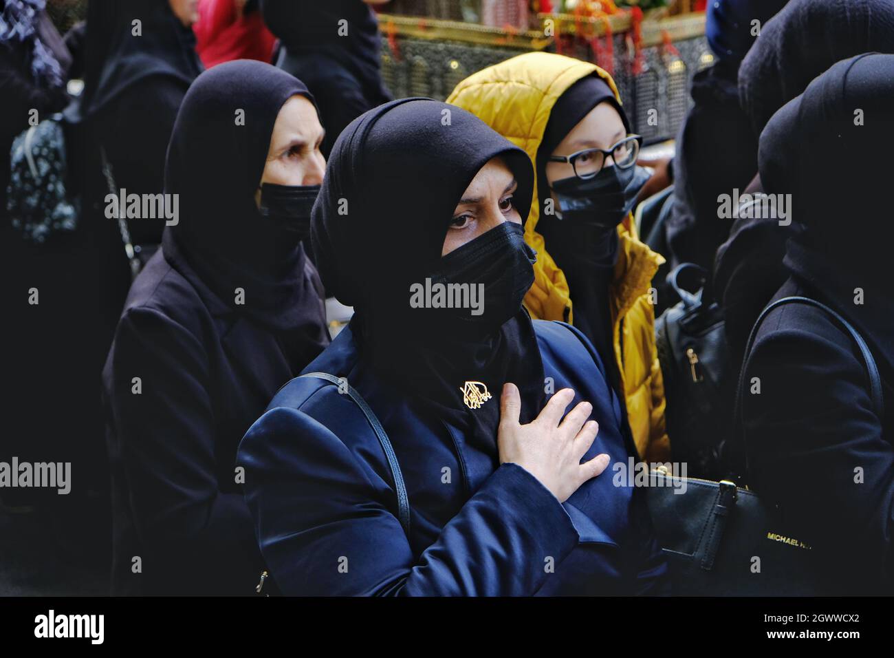 London, UK. Hundreds of participants take part in an Arbaeen procession ...