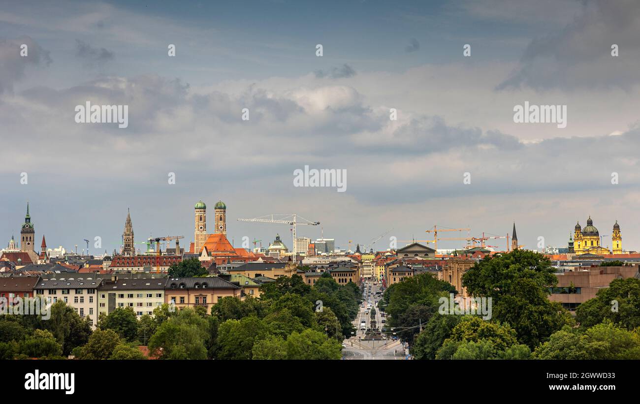 Cityscape of munich hi-res stock photography and images - Alamy