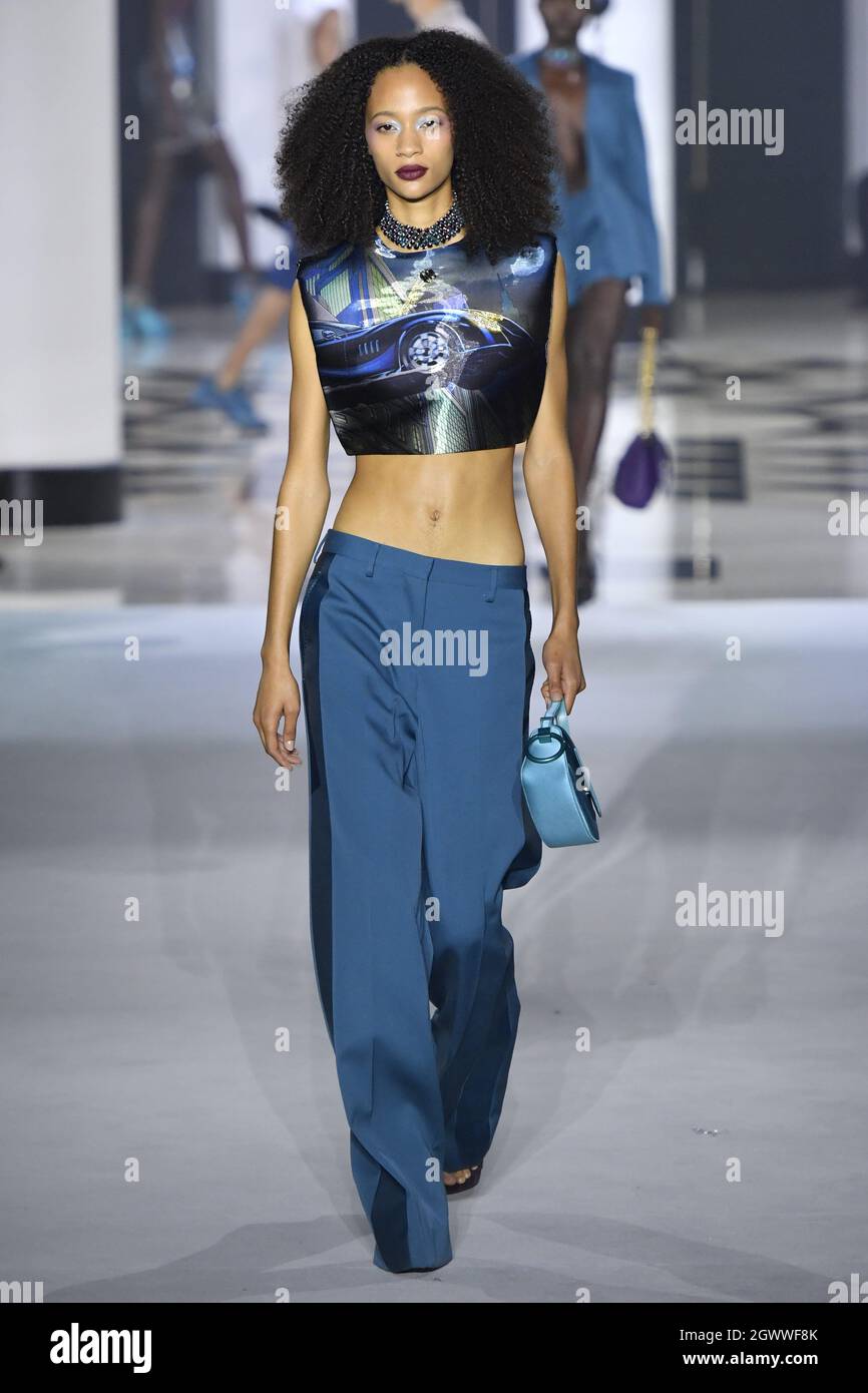 Selena forrest hi-res stock photography and images - Alamy