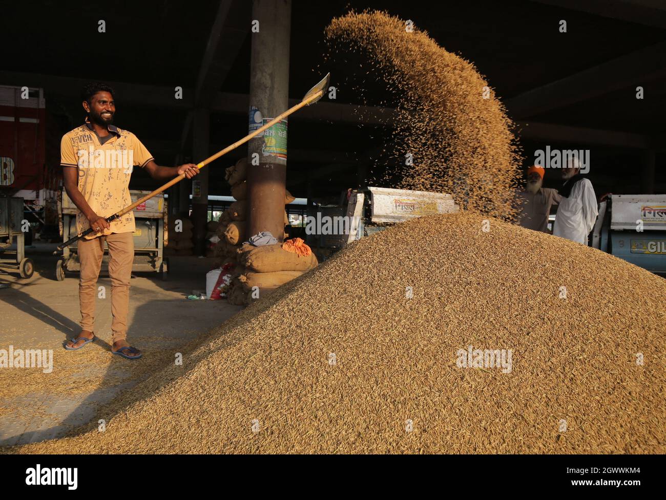 Grain market hi-res stock photography and images - Alamy