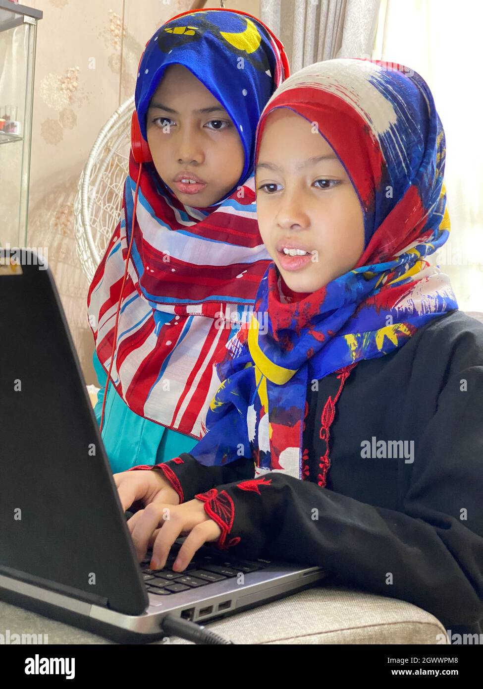 Baby potrait hi-res stock photography and images - Alamy