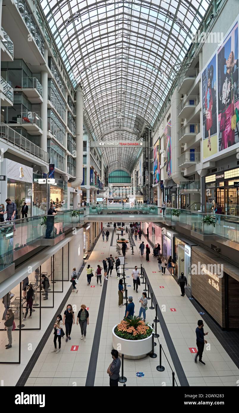 Eaton hall interior hi-res stock photography and images - Alamy