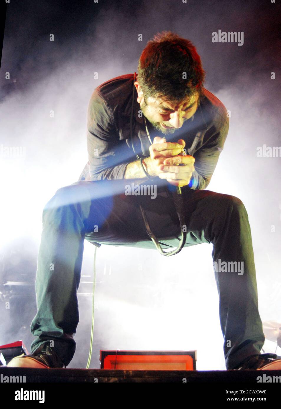 Deftones singer hi-res stock photography and images - Alamy