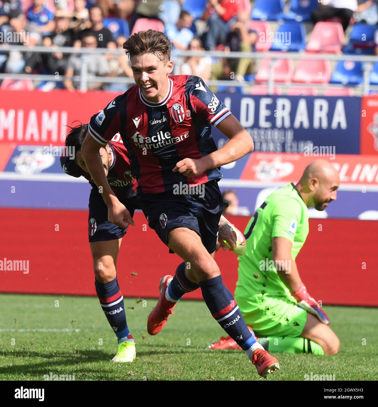 Aaron hickey hi-res stock photography and images - Alamy