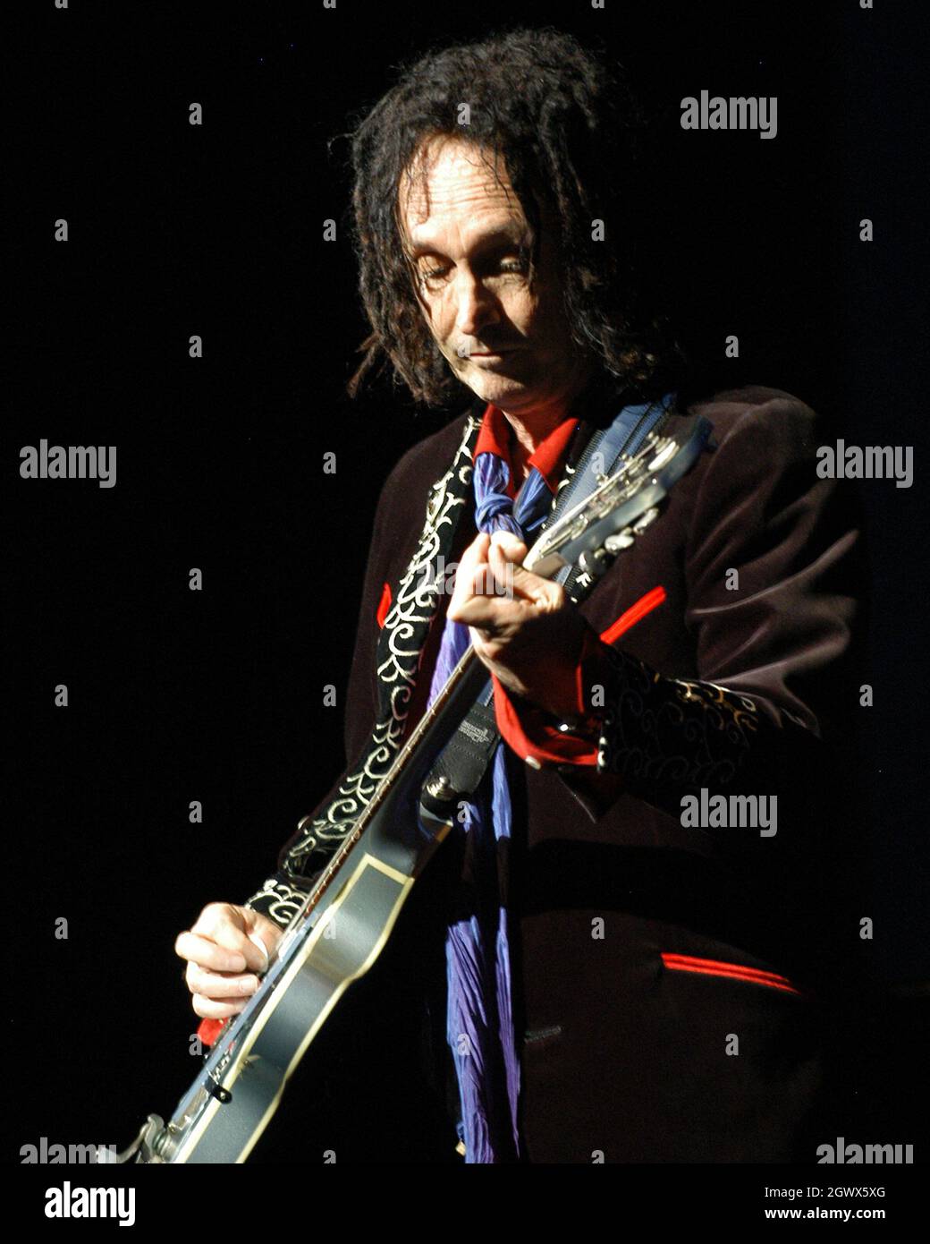 SEPTEMBER 19: Mike Campbell of Tom Petty And The Heartbreakers performs ... SEPTEMBER 19: Mike Campbell of Tom Petty And The Heartbreakers performs ...