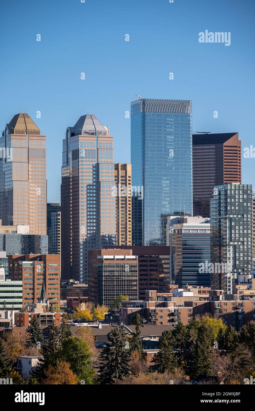 Beautiful skyline of Calgary's urban downtown in autumn Stock Photo - Alamy