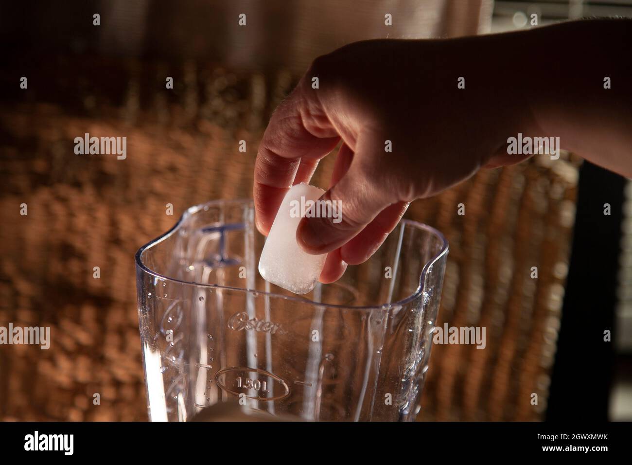 Dropping water container hi-res stock photography and images - Alamy