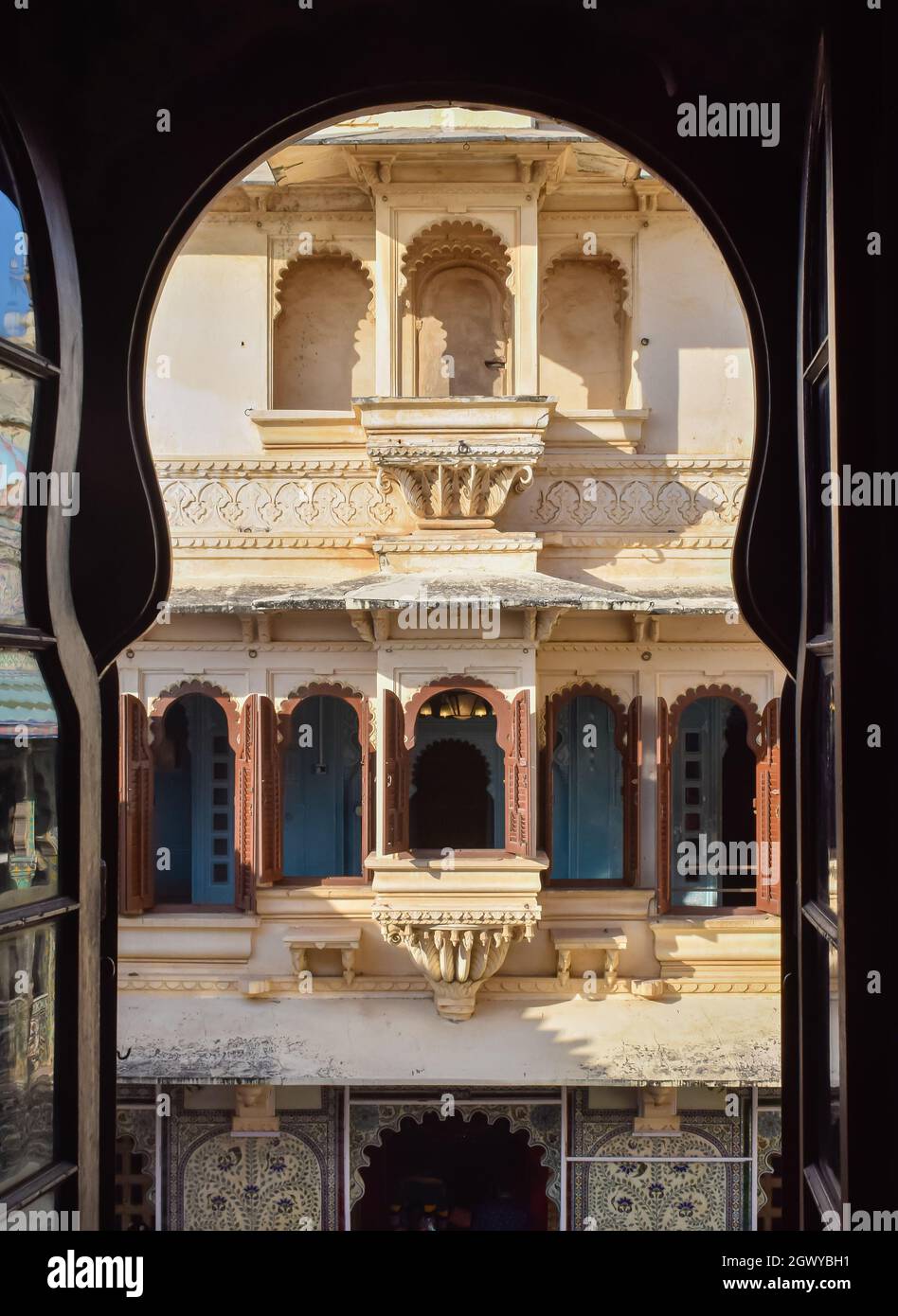 Indian palace designs hi-res stock photography and images - Alamy