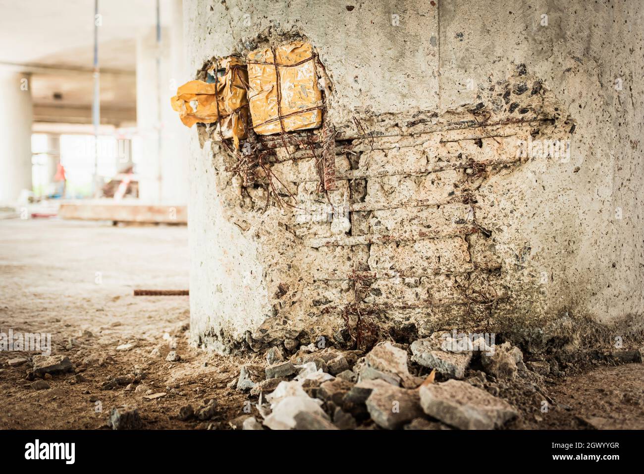 Refugee column hi-res stock photography and images - Alamy