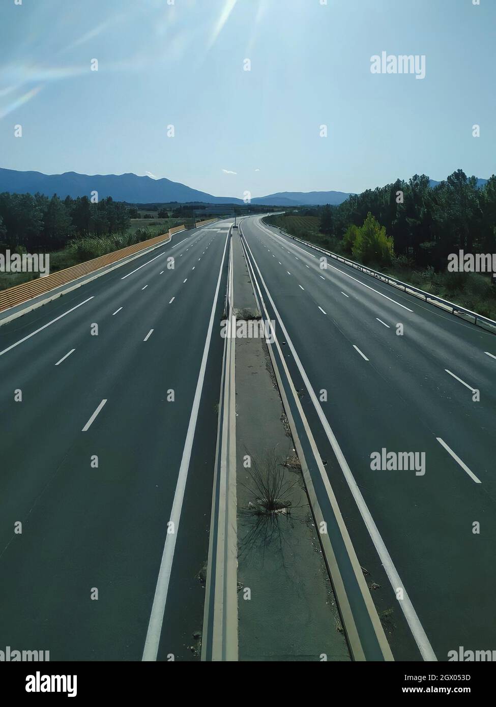 Motion paths hi-res stock photography and images - Alamy