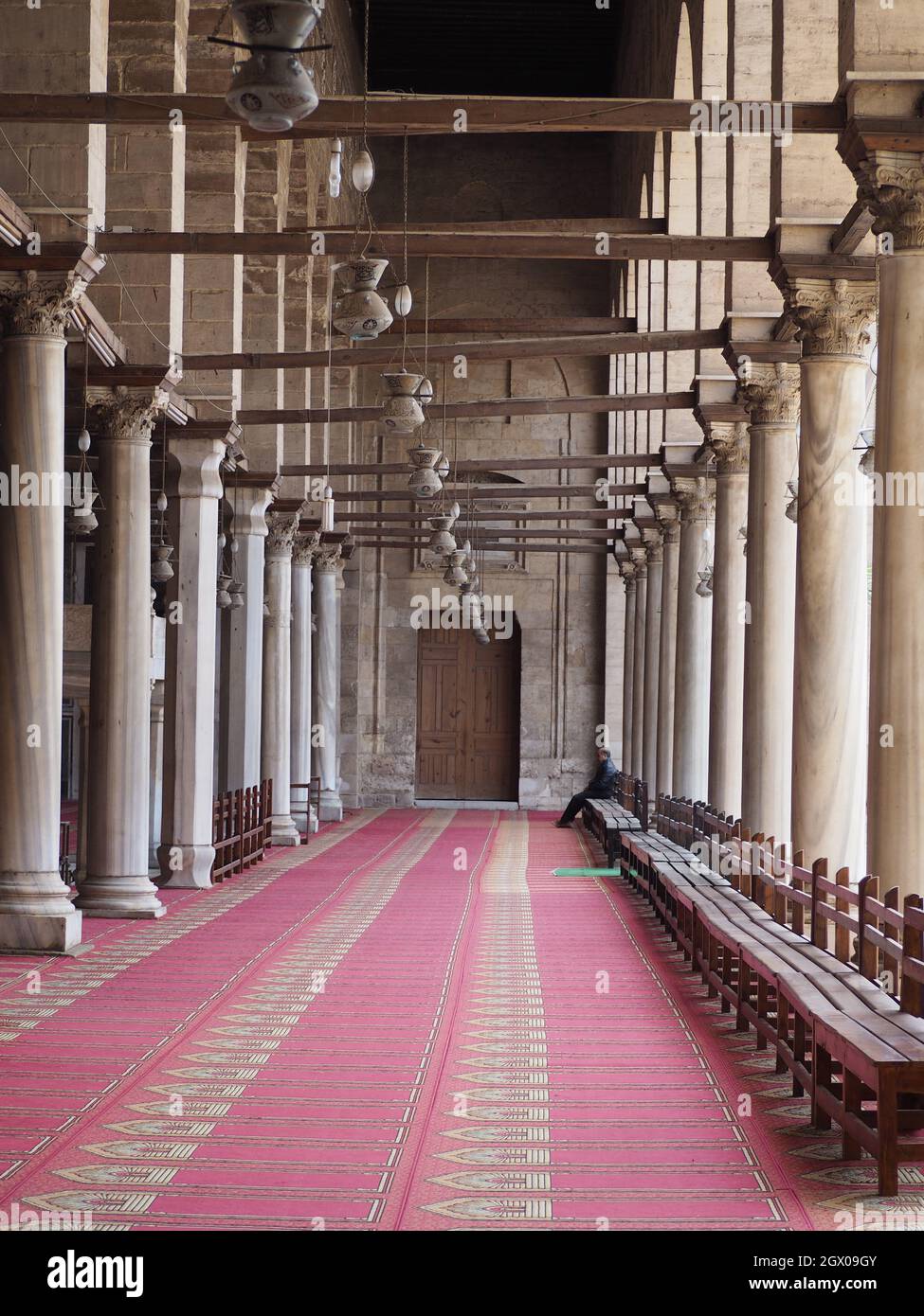 Interior al azhar mosque cairo egypt hi-res stock photography and ...