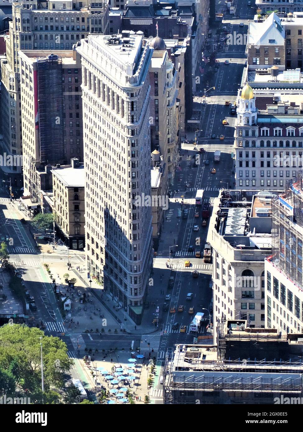 Aerial view famous flatiron building hi-res stock photography and ...