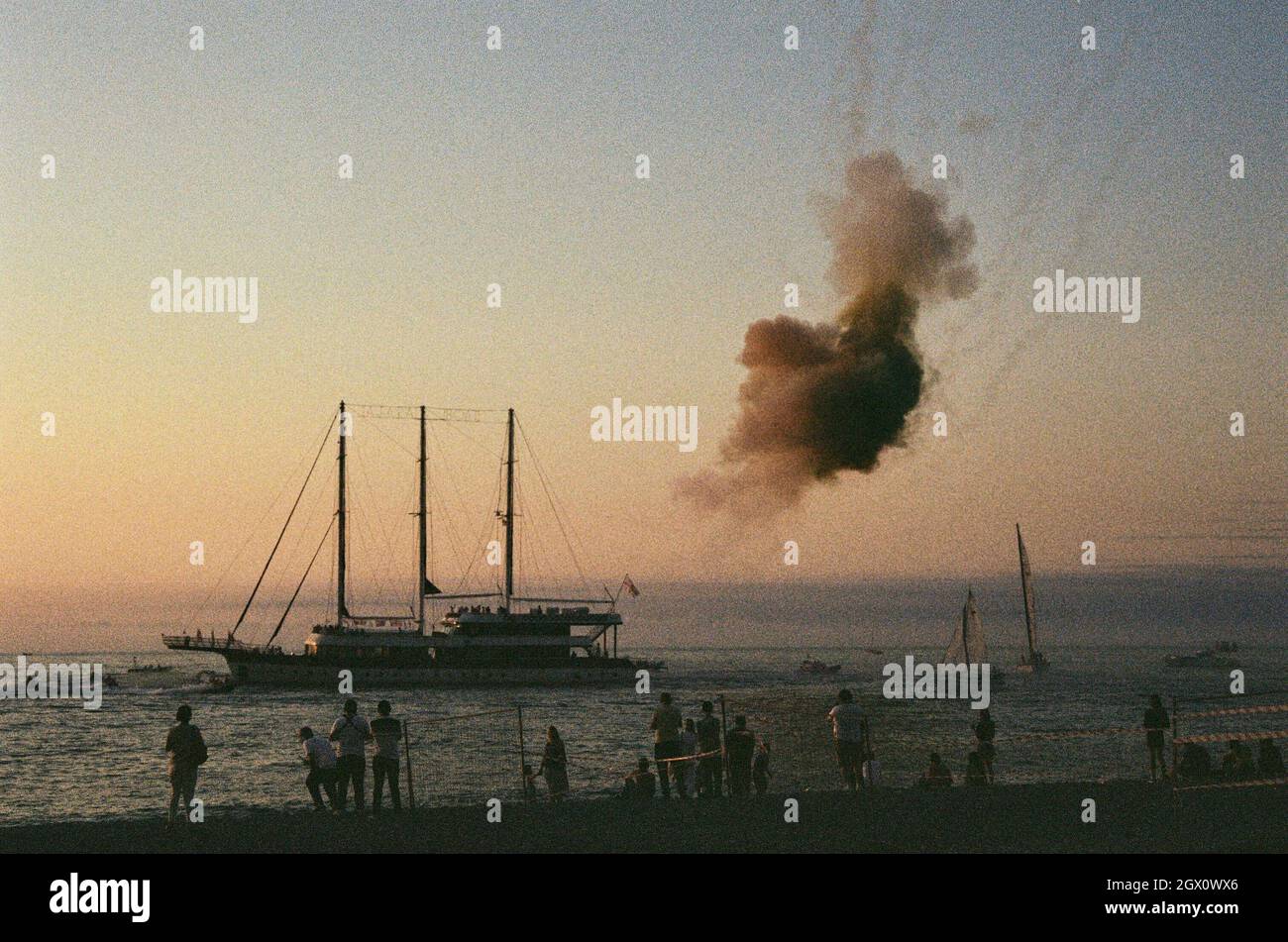 Never ending beach hi-res stock photography and images - Alamy