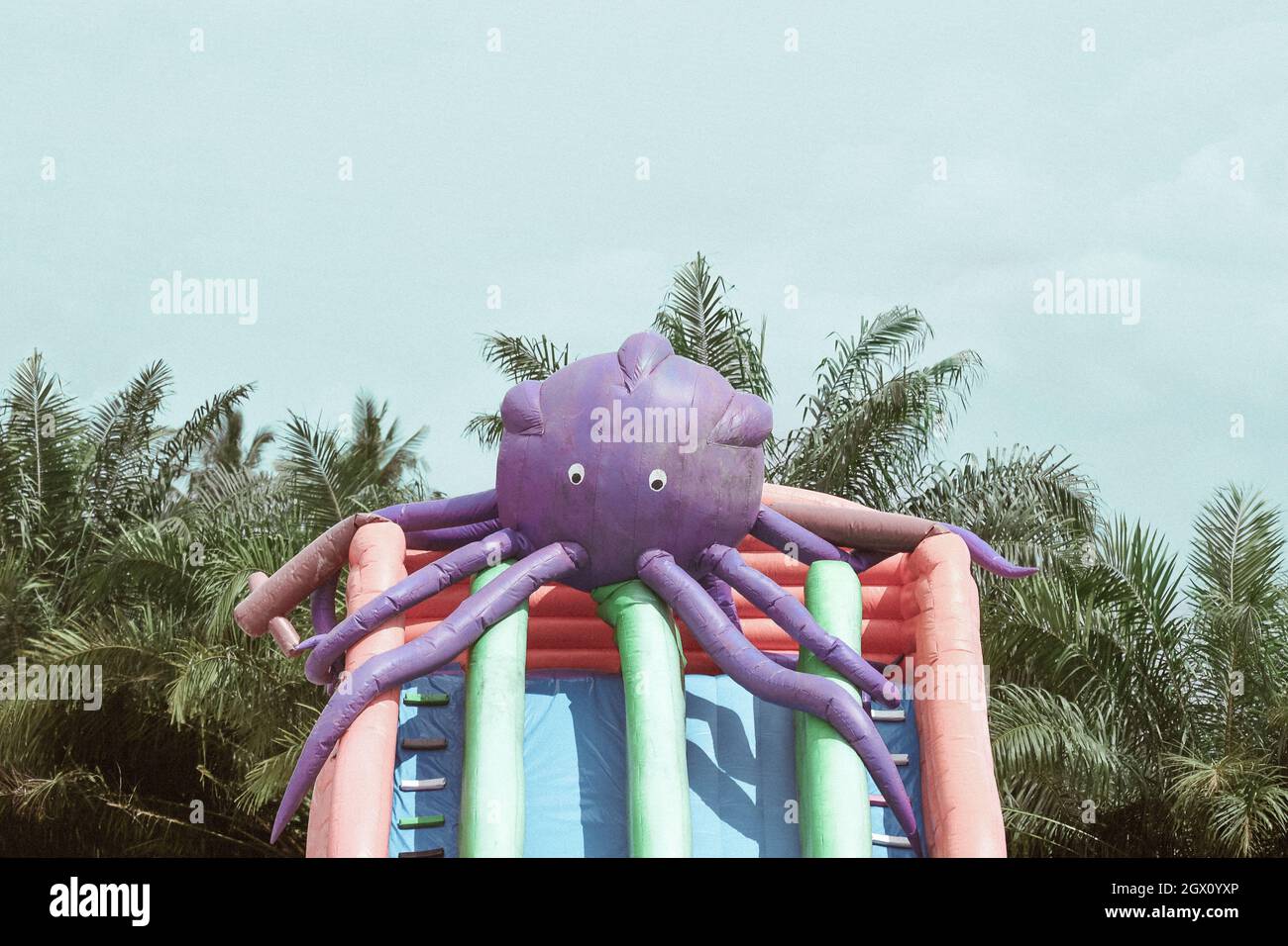 Octopus water slide hi-res stock photography and images - Alamy