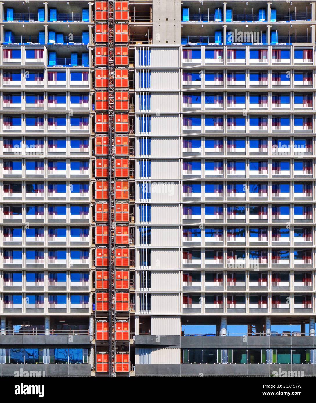 Mixed use building under construction hi-res stock photography and ...