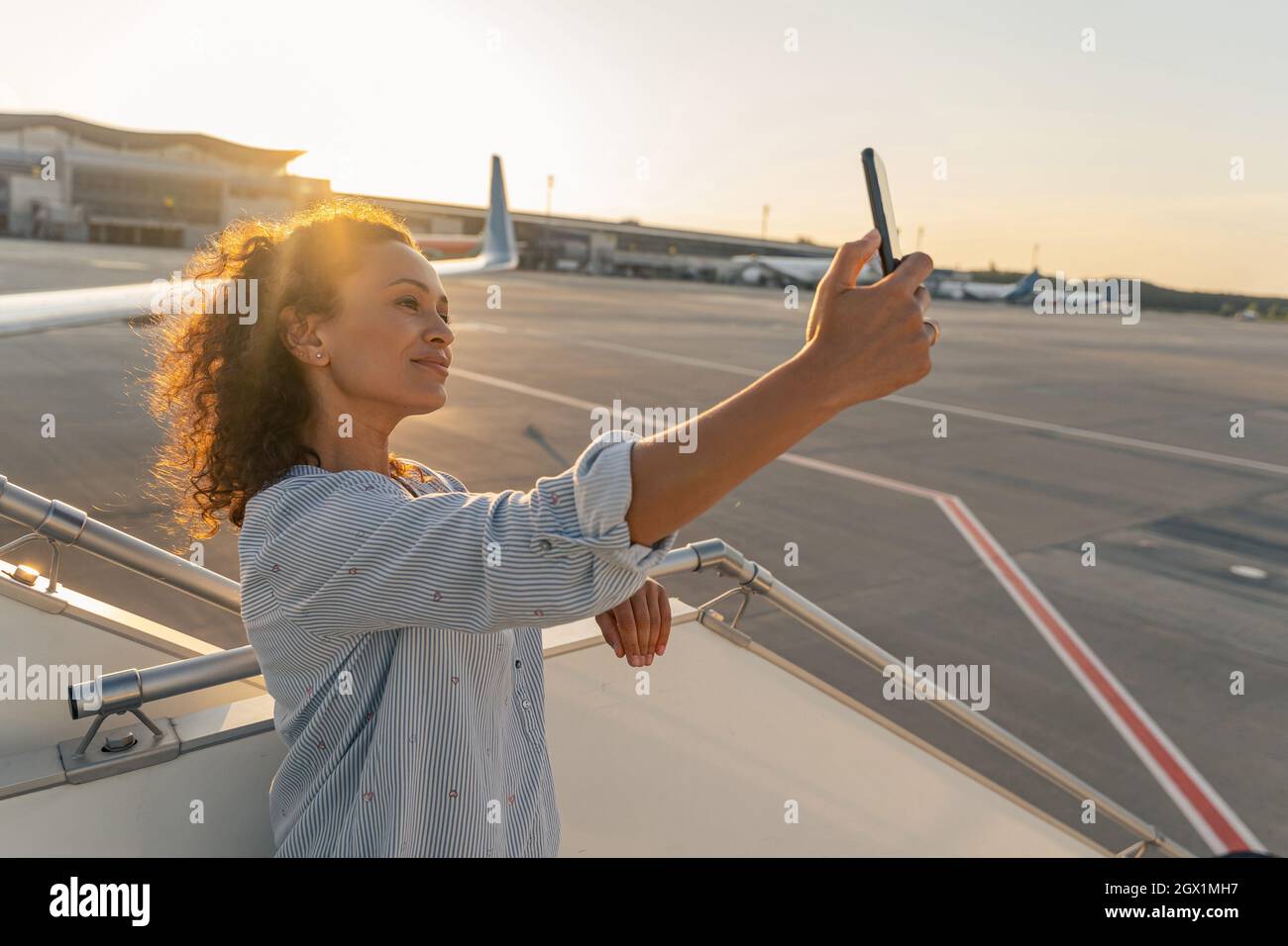 Passenger selfie hi-res stock photography and images - Alamy