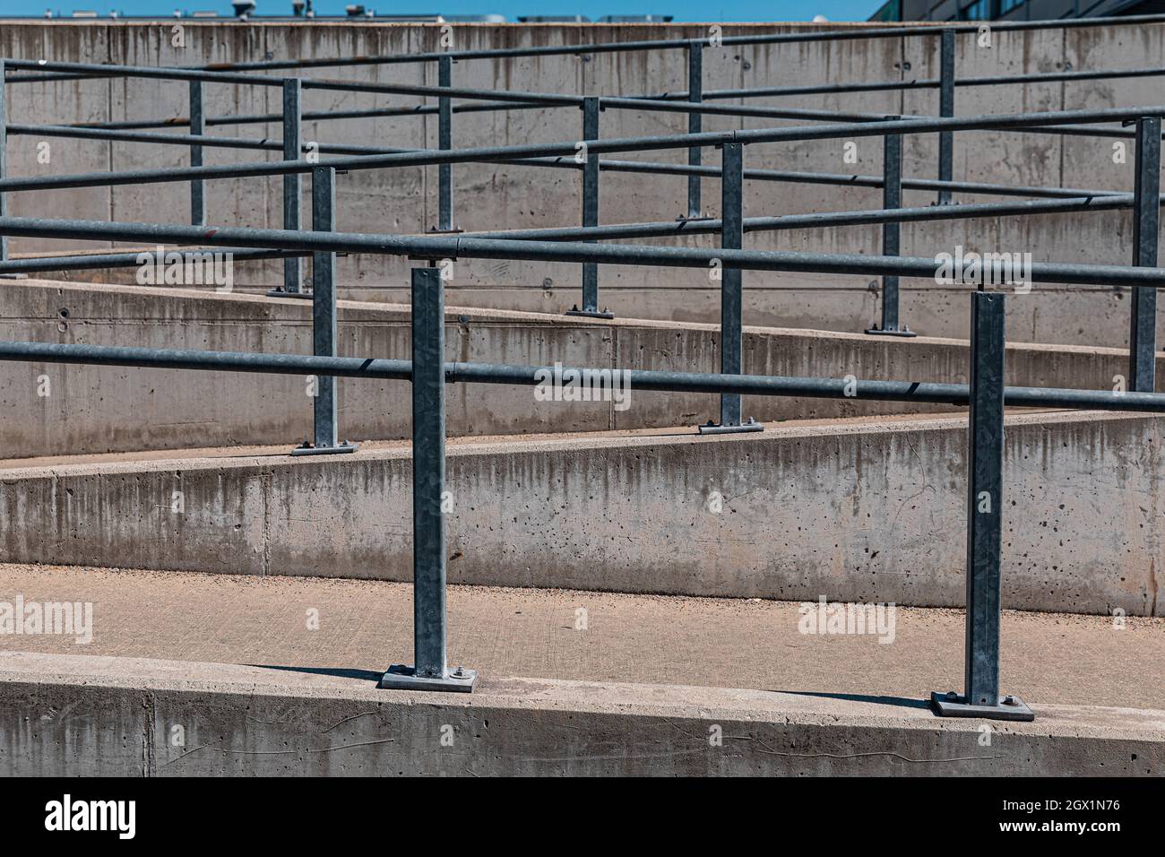 How to build metal handrail hi-res stock photography and images - Alamy
