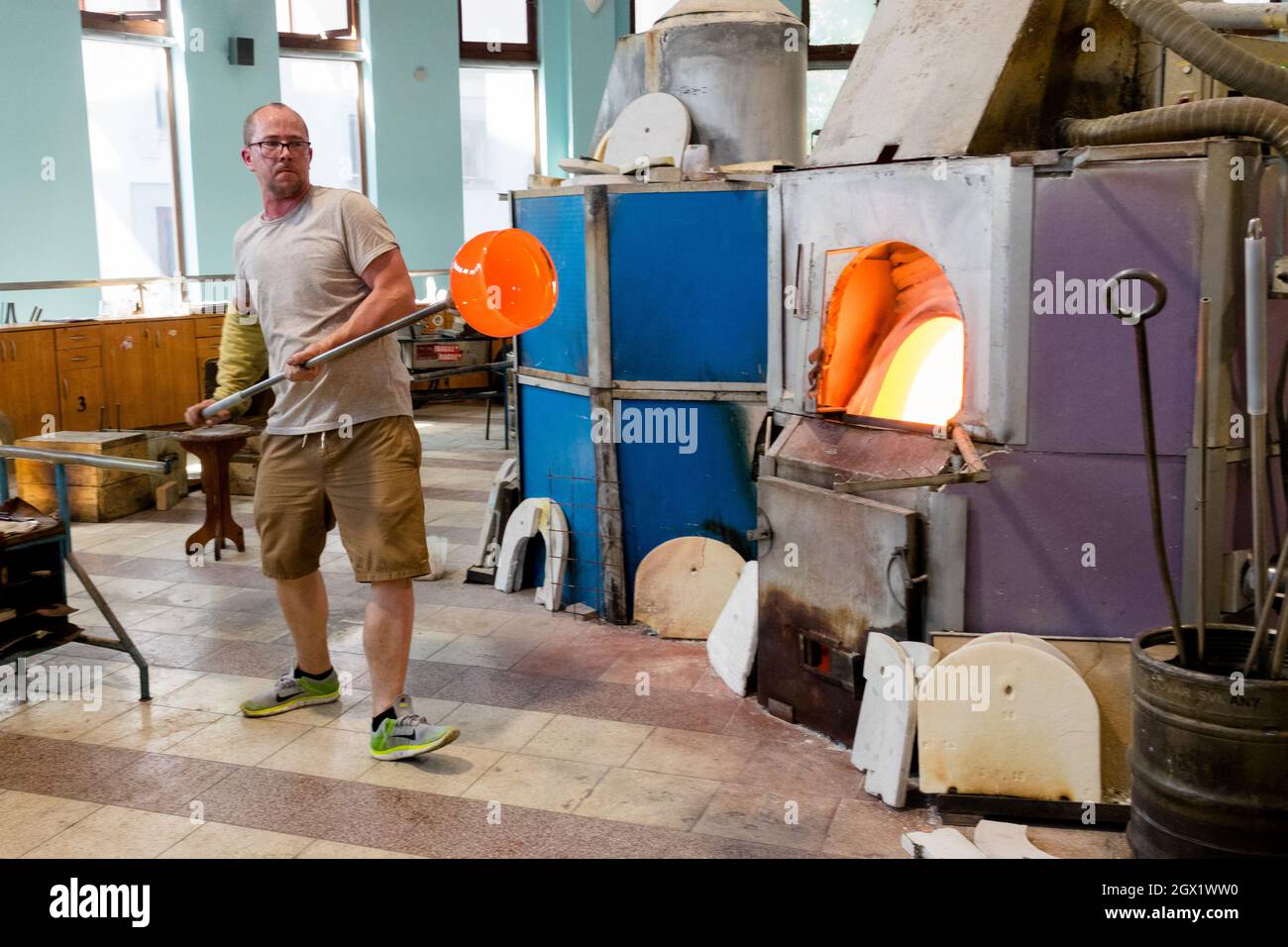 Czech republic glass blowing hi-res stock photography and images - Alamy