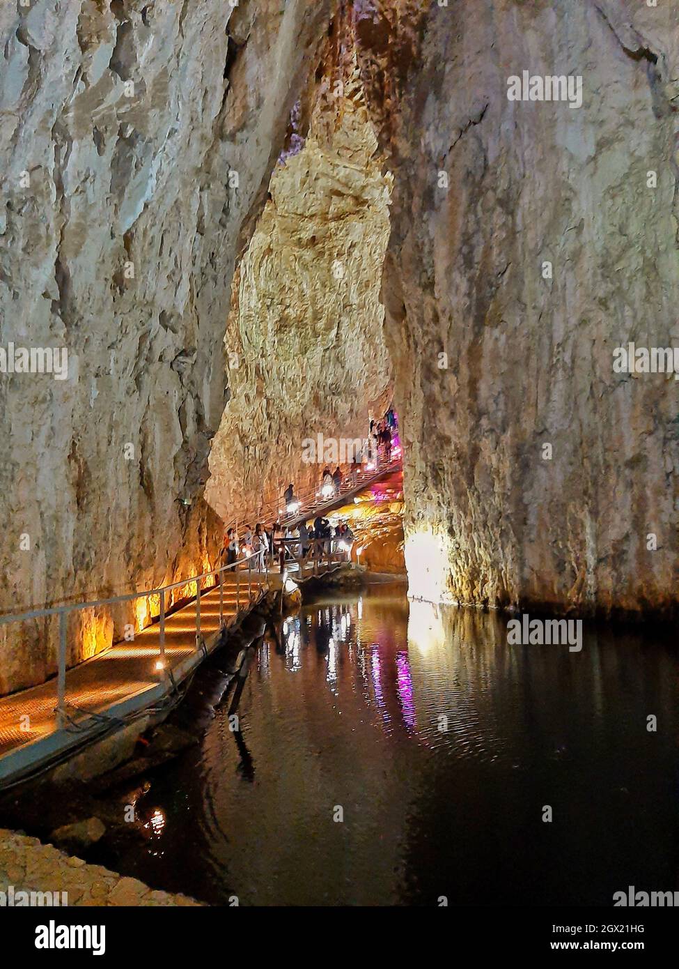 Footpath inside the cave Stock Photo - Alamy