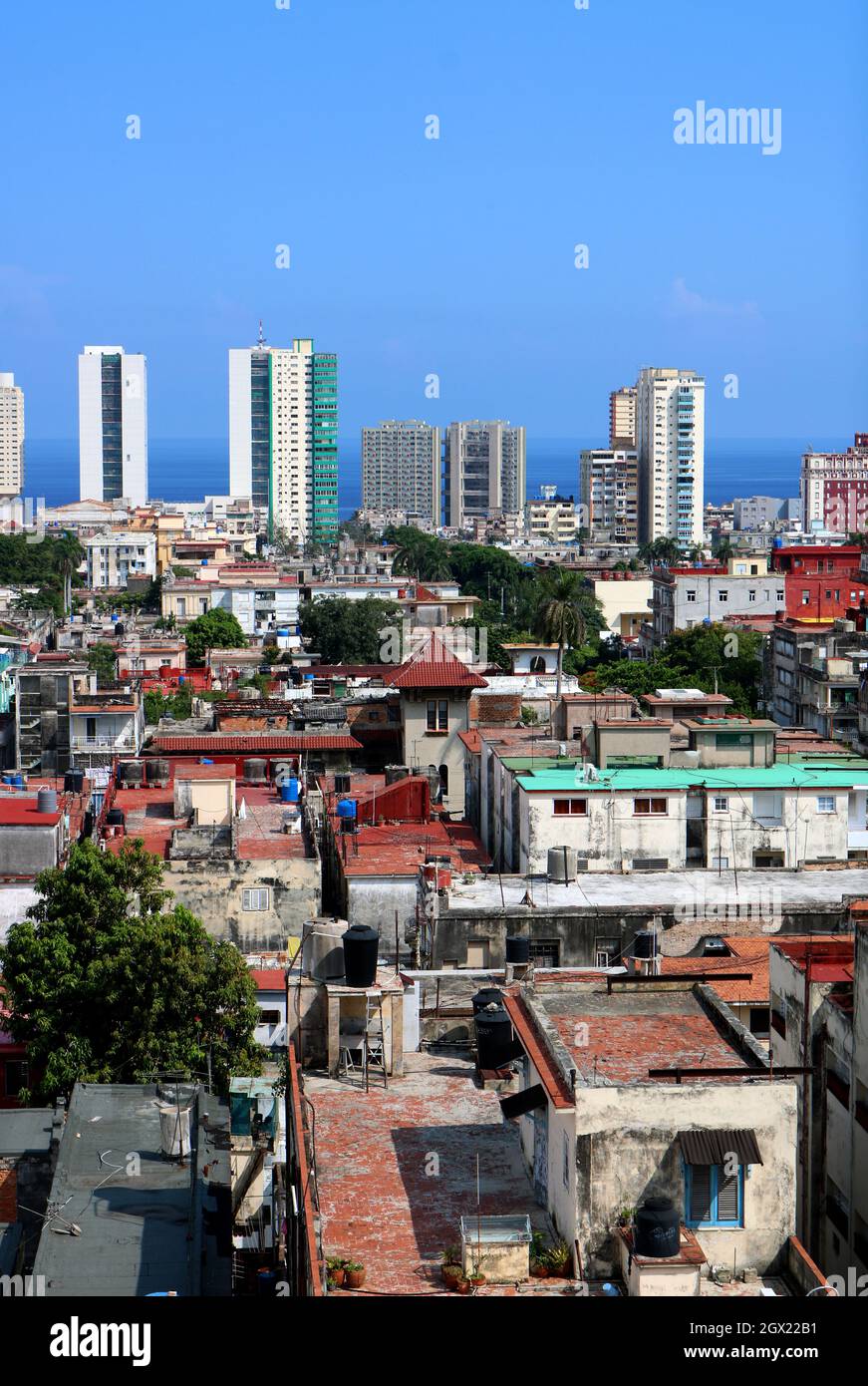 Vedado neighbourhood hi-res stock photography and images - Alamy