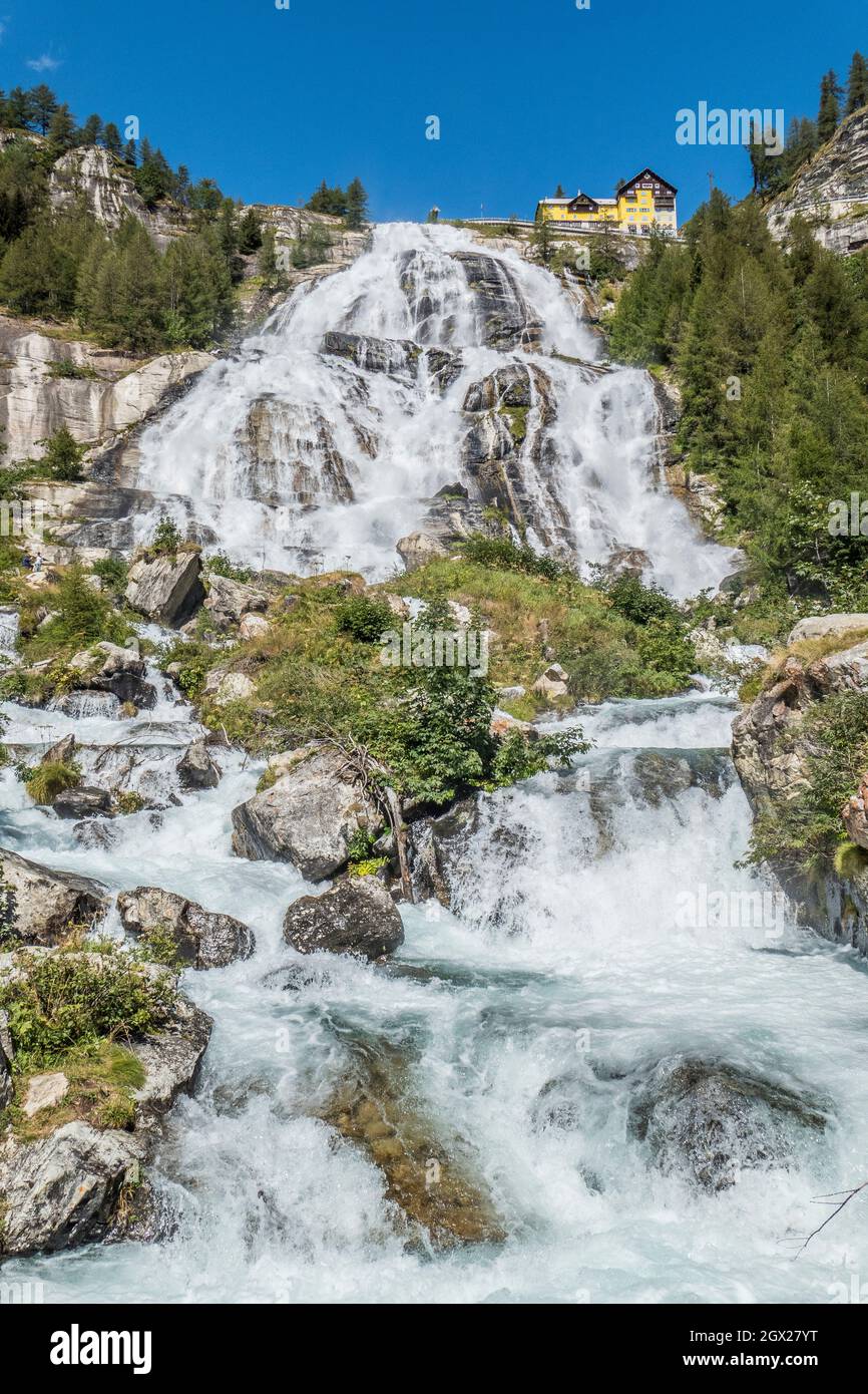 Toce waterfall italy hi-res stock photography and images - Alamy