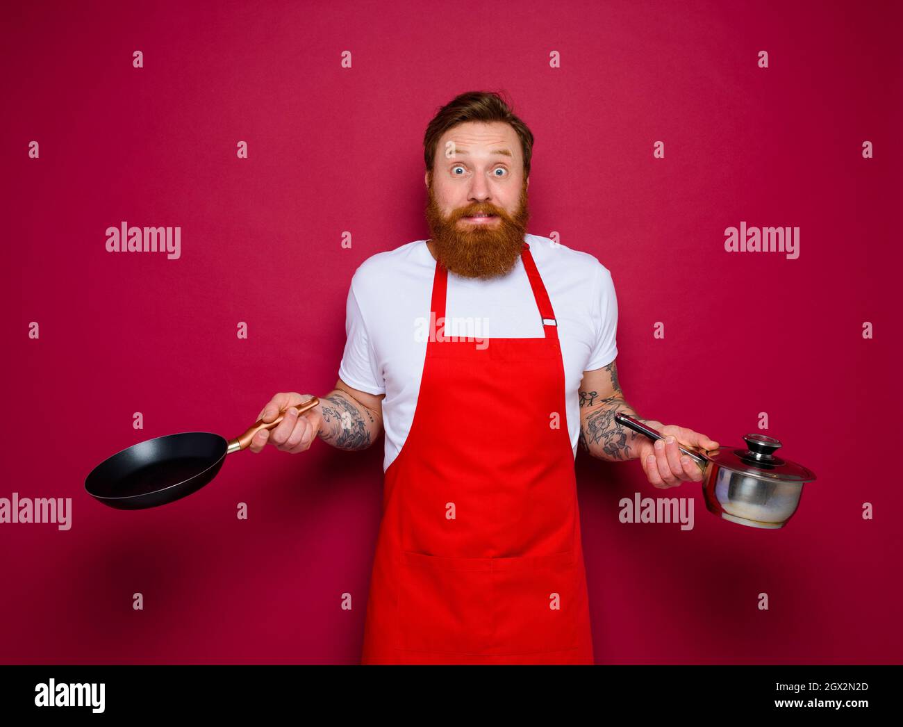 Cook with pot hi-res stock photography and images - Alamy