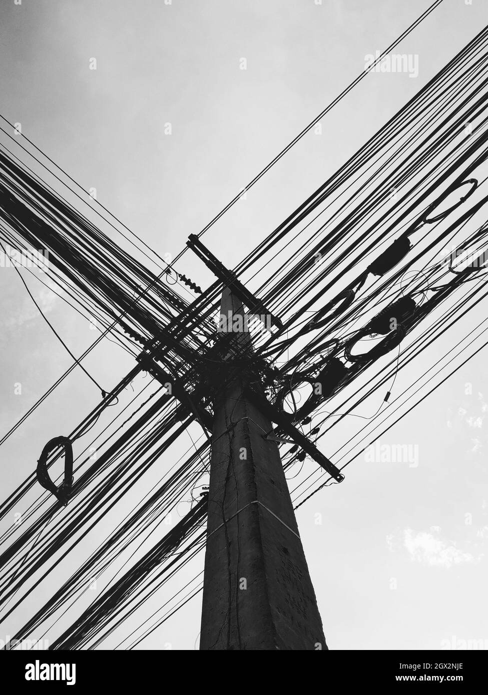 Electric box pole cable hi-res stock photography and images - Alamy