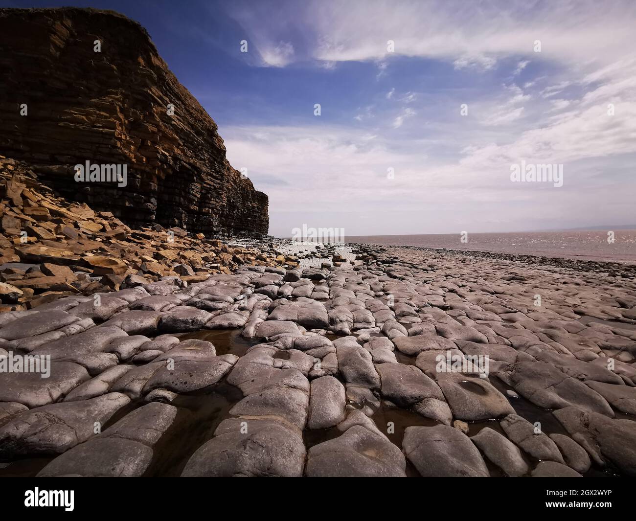 Rhoose Point High Resolution Stock Photography and Images - Alamy