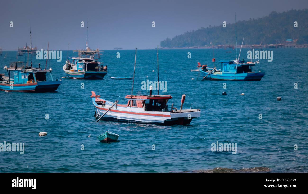 Traditional Fishing Boat Stock Photo - Alamy