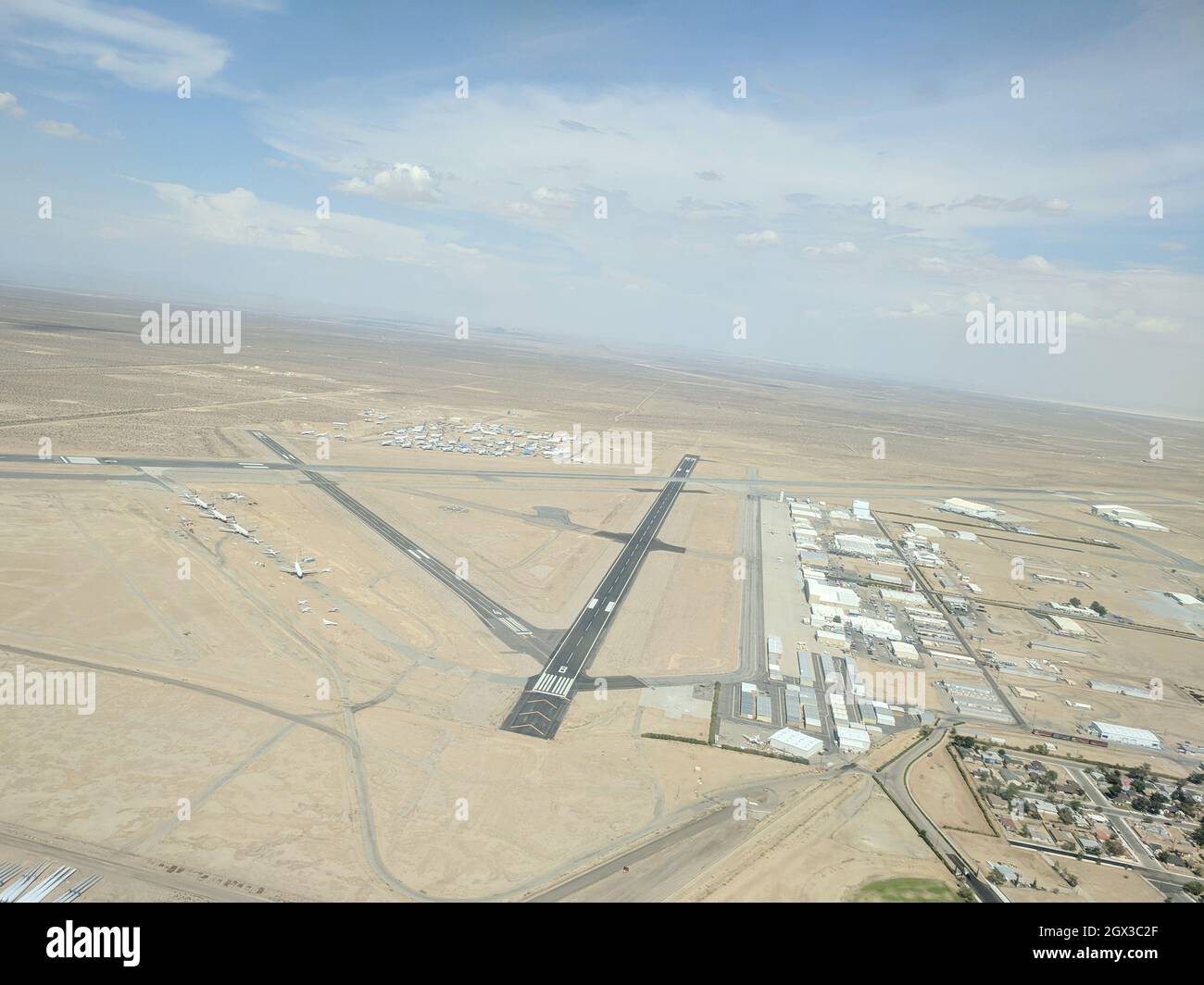 Mojave aerial airplane hi-res stock photography and images - Alamy