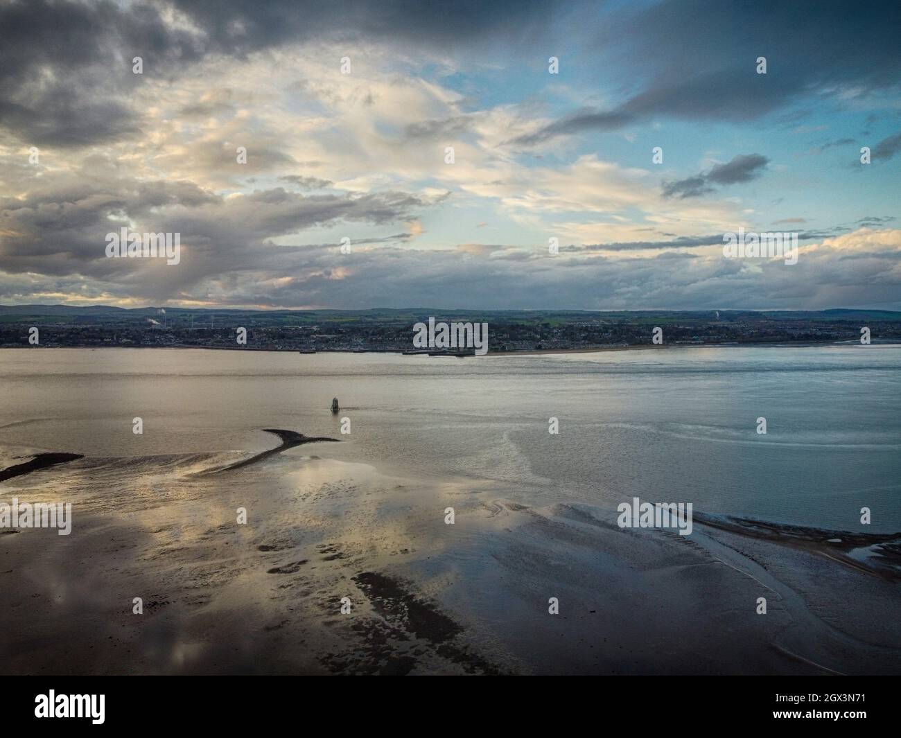 Tayport beach hi-res stock photography and images - Alamy