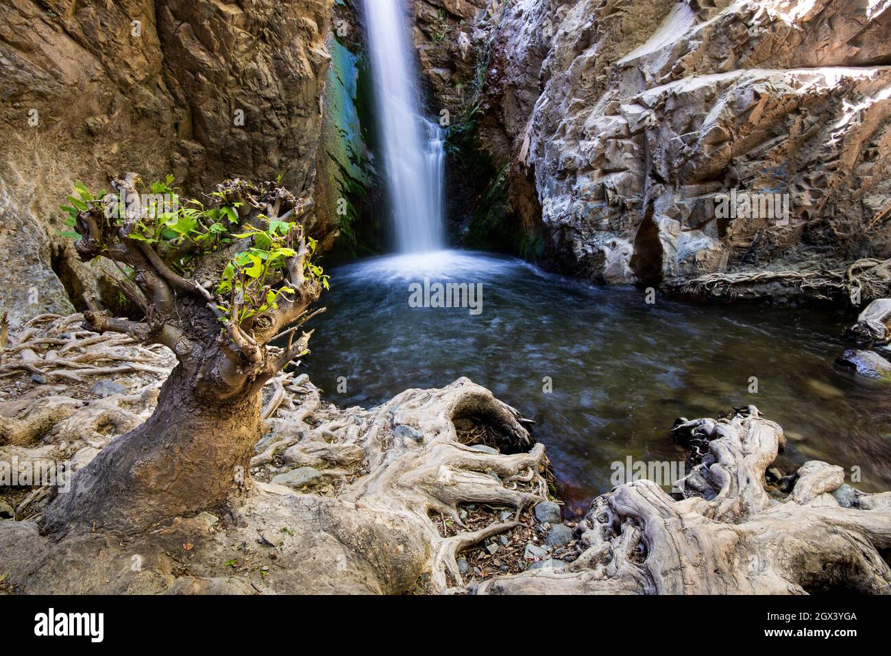 Millomeri waterfalls hi-res stock photography and images - Alamy