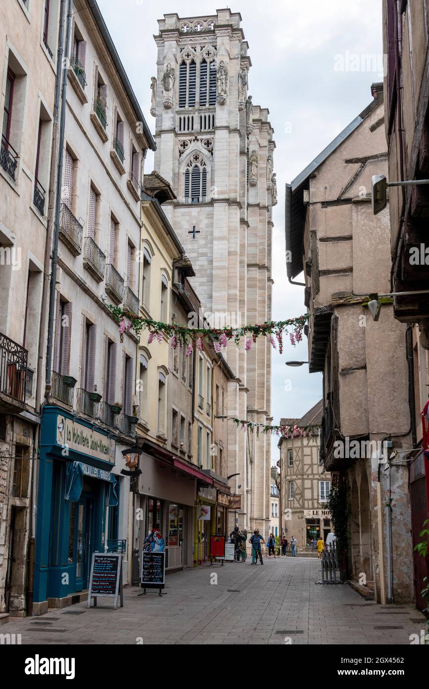 Chalon Cathedral from Rue aux Fevres, Chalon Sur Saone, France Stock ...