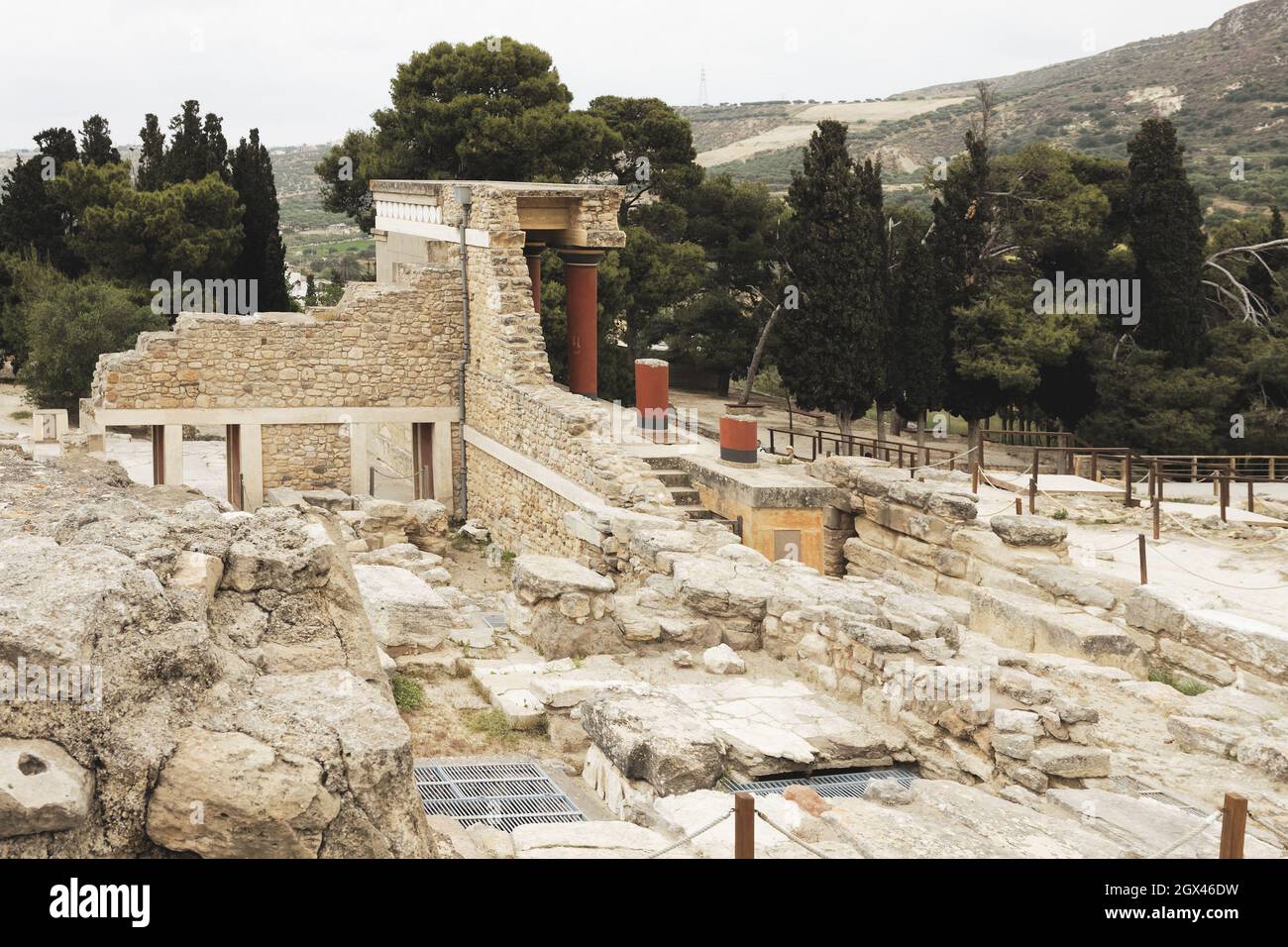 The palace of Knossos Minotaur or Labyrinth Restored North Entrance ...