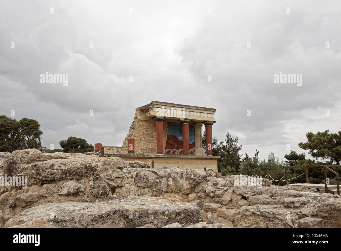 The palace of Knossos Minotaur or Labyrinth Restored North Entrance ...