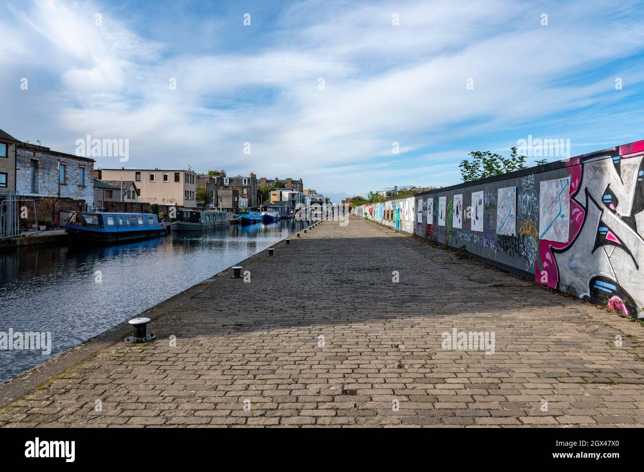 Edinburgh and Glasgow Union Canal, close to the end in Edinburgh ...