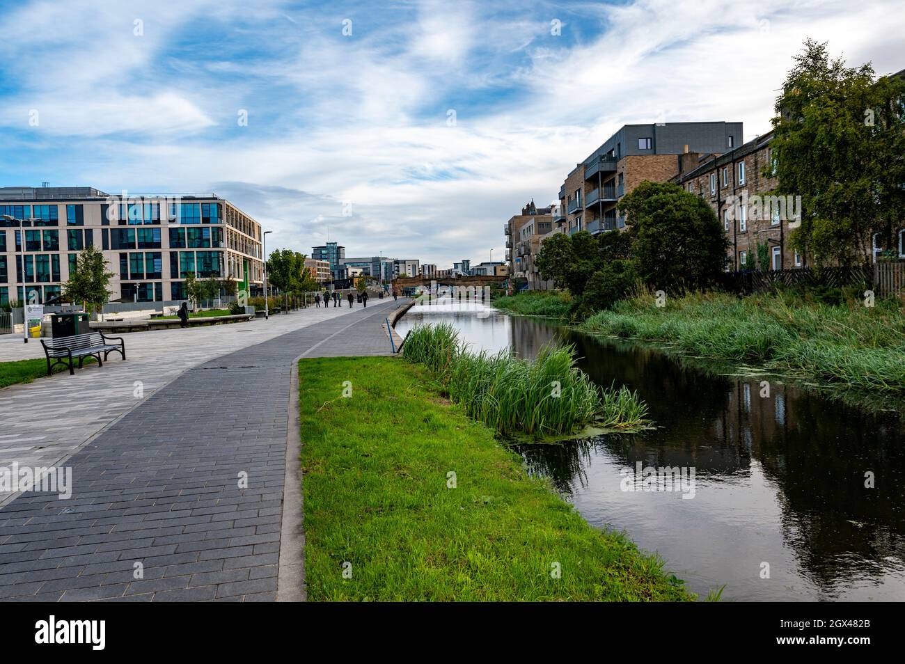 Edinburgh and Glasgow Union Canal, close to the end in Edinburgh ...