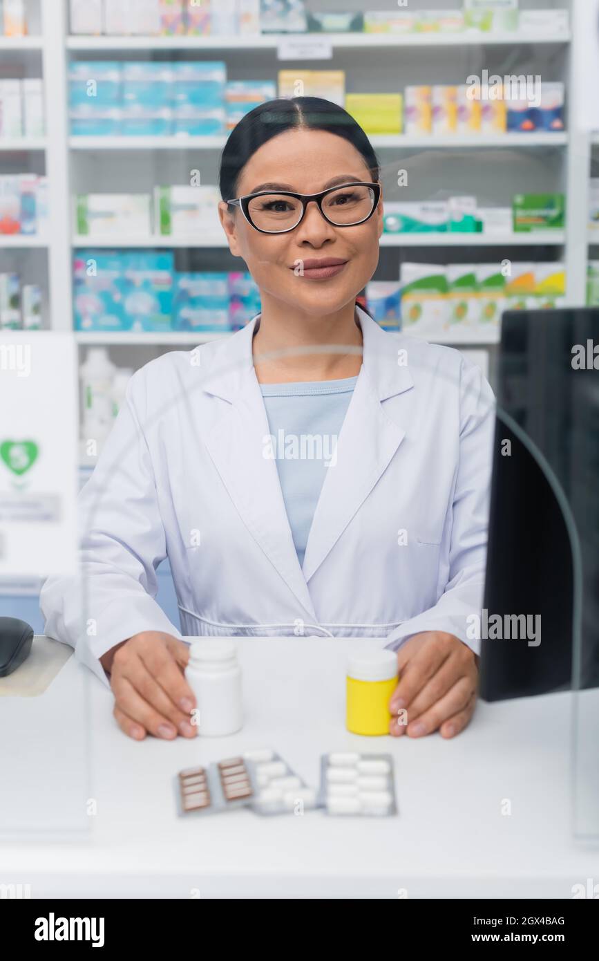 Pharmacist at her desk hi-res stock photography and images - Alamy