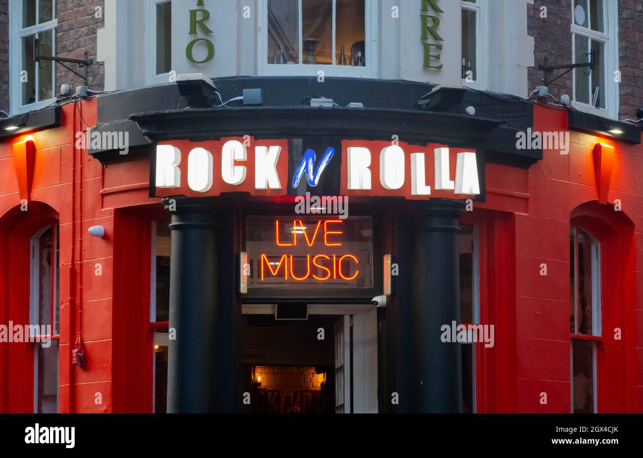 Rock N Rolla, a live music bar in the Beatles area of Liverpool Stock ...