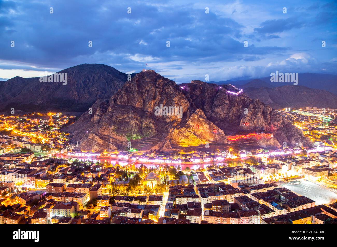 Night view of the historical city of Amasya Stock Photo - Alamy