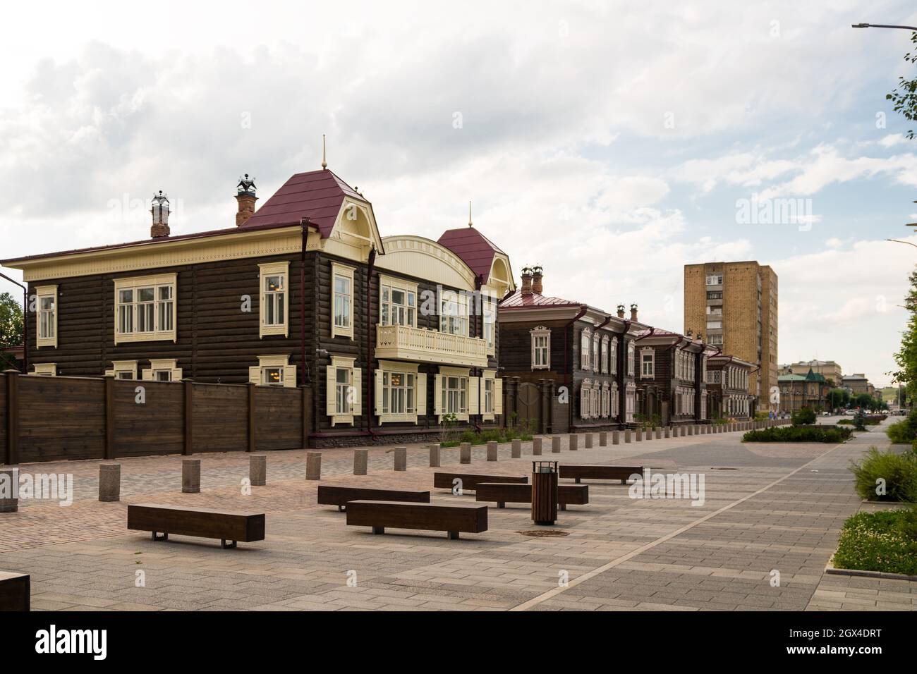Restored wooden houses, buildings of the turn of the XIX - XX centuries ...