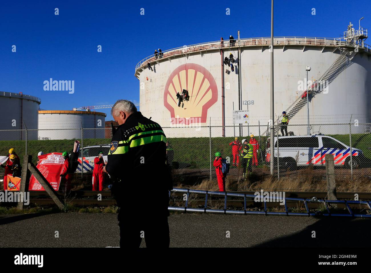 Greenwashing 2021 hi-res stock photography and images - Alamy