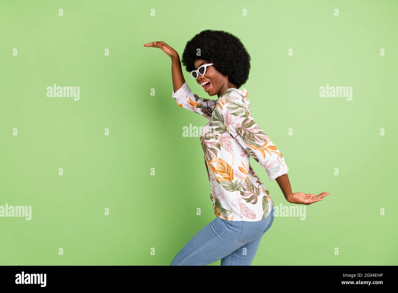 Girlish Profile Pictures