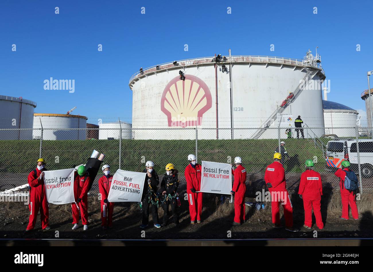 Greenwashing 2021 hi-res stock photography and images - Alamy