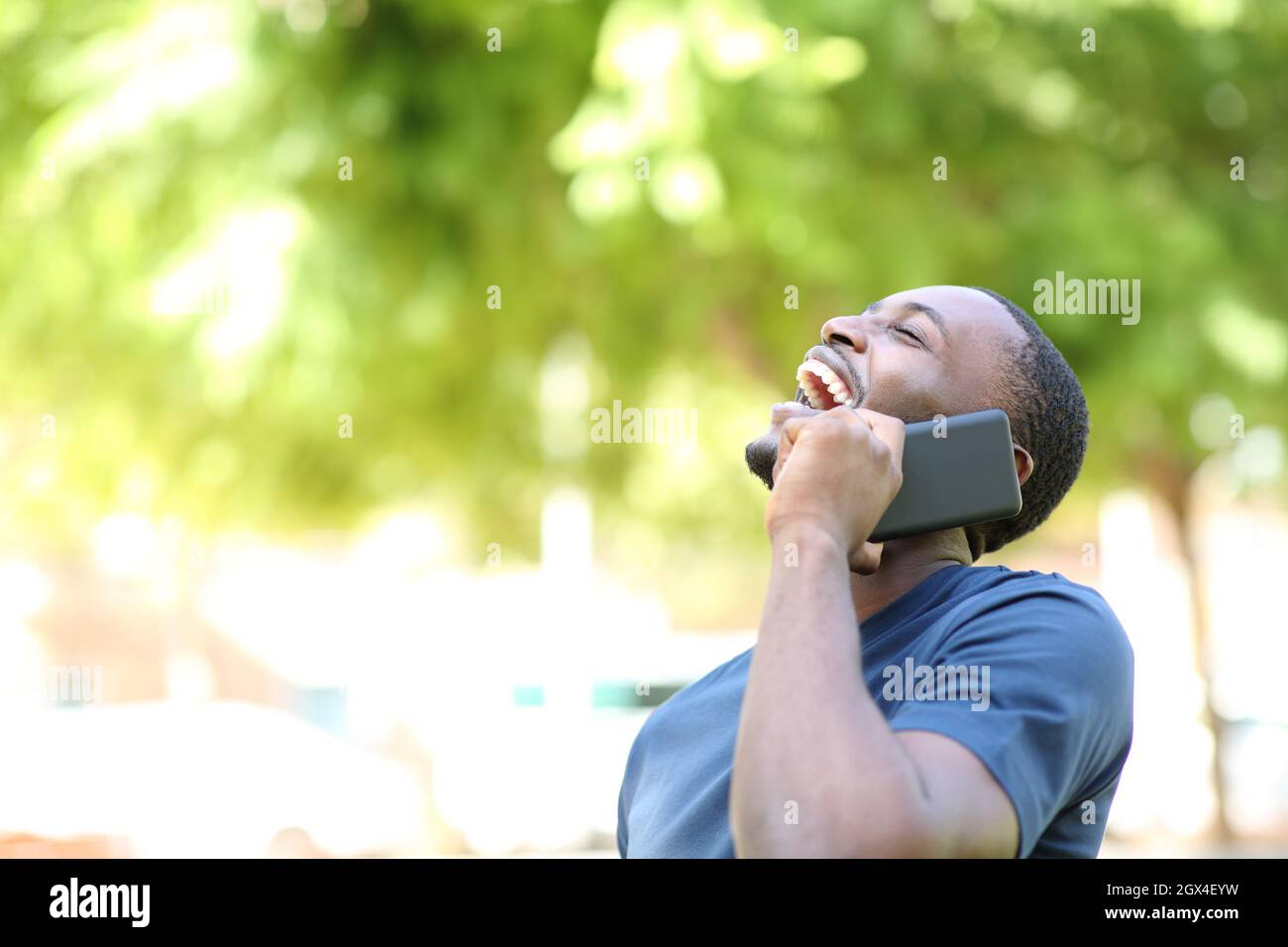 Loud laughing call hi-res stock photography and images - Alamy