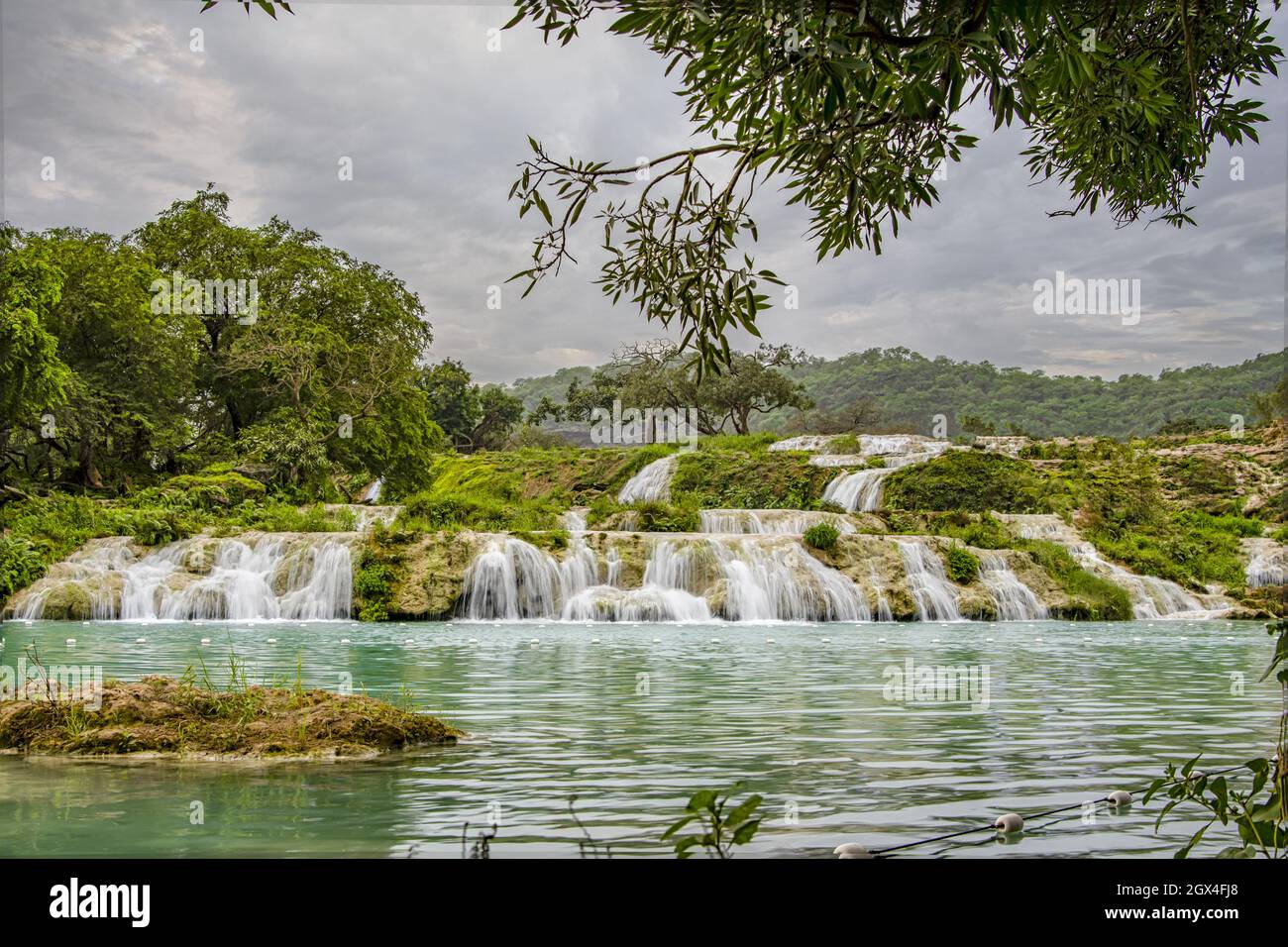 Beautiful waterfall in Wadi Darbat Ghaday Oman Stock Photo - Alamy